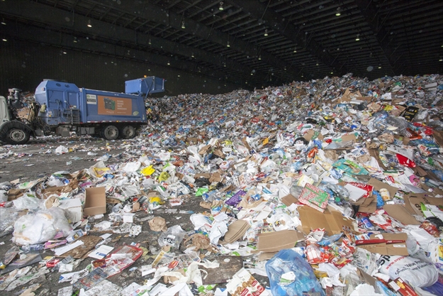 trash-talk-gives-a-behind-the-scenes-look-at-garbage-and-recycling-collection-in-mississauga-and